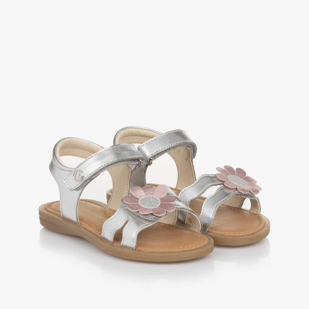 Naturino - Girls Silver Leather Flower Sandals | Childrensalon