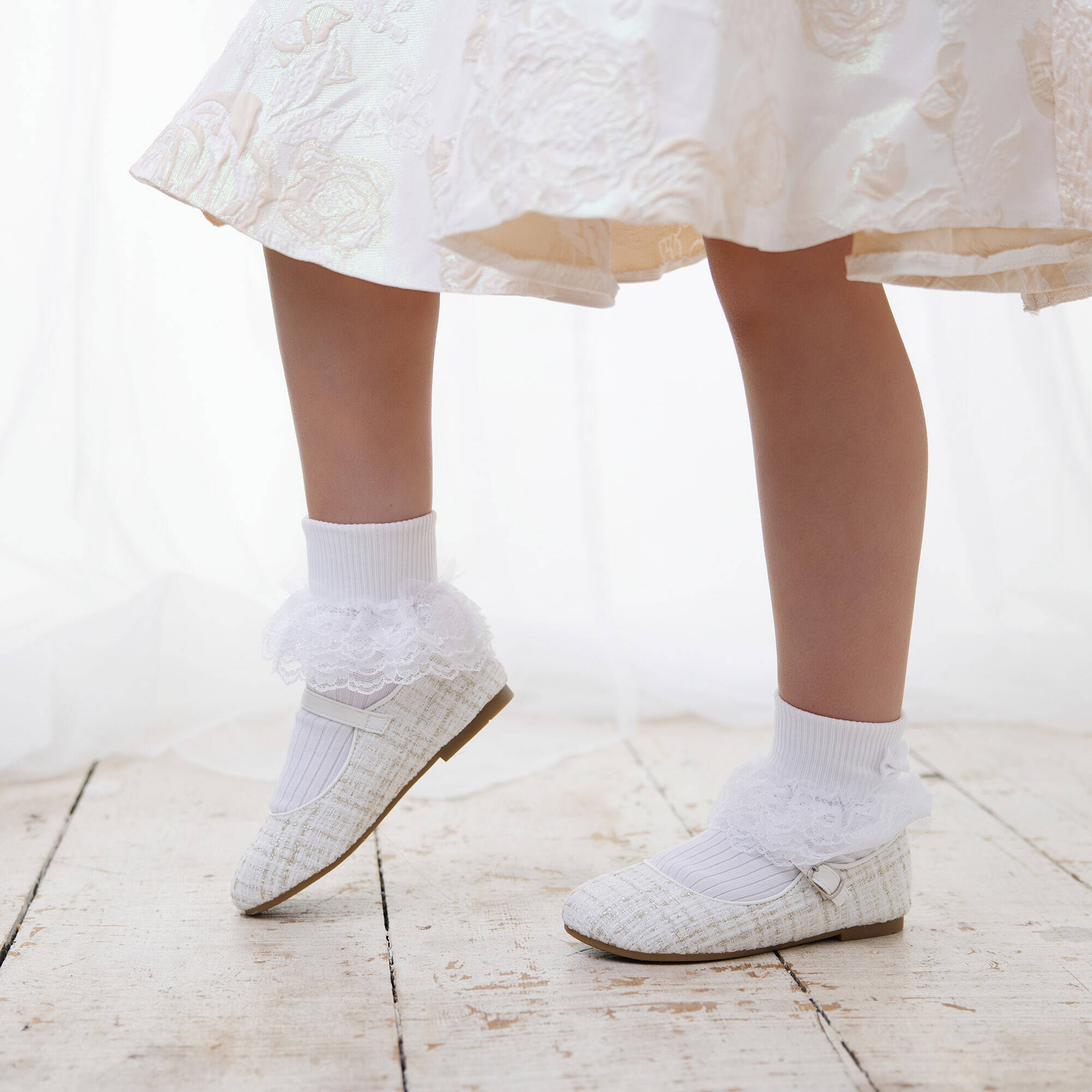 Sevva - Girls Ivory & Gold Tweed Shoes | Childrensalon