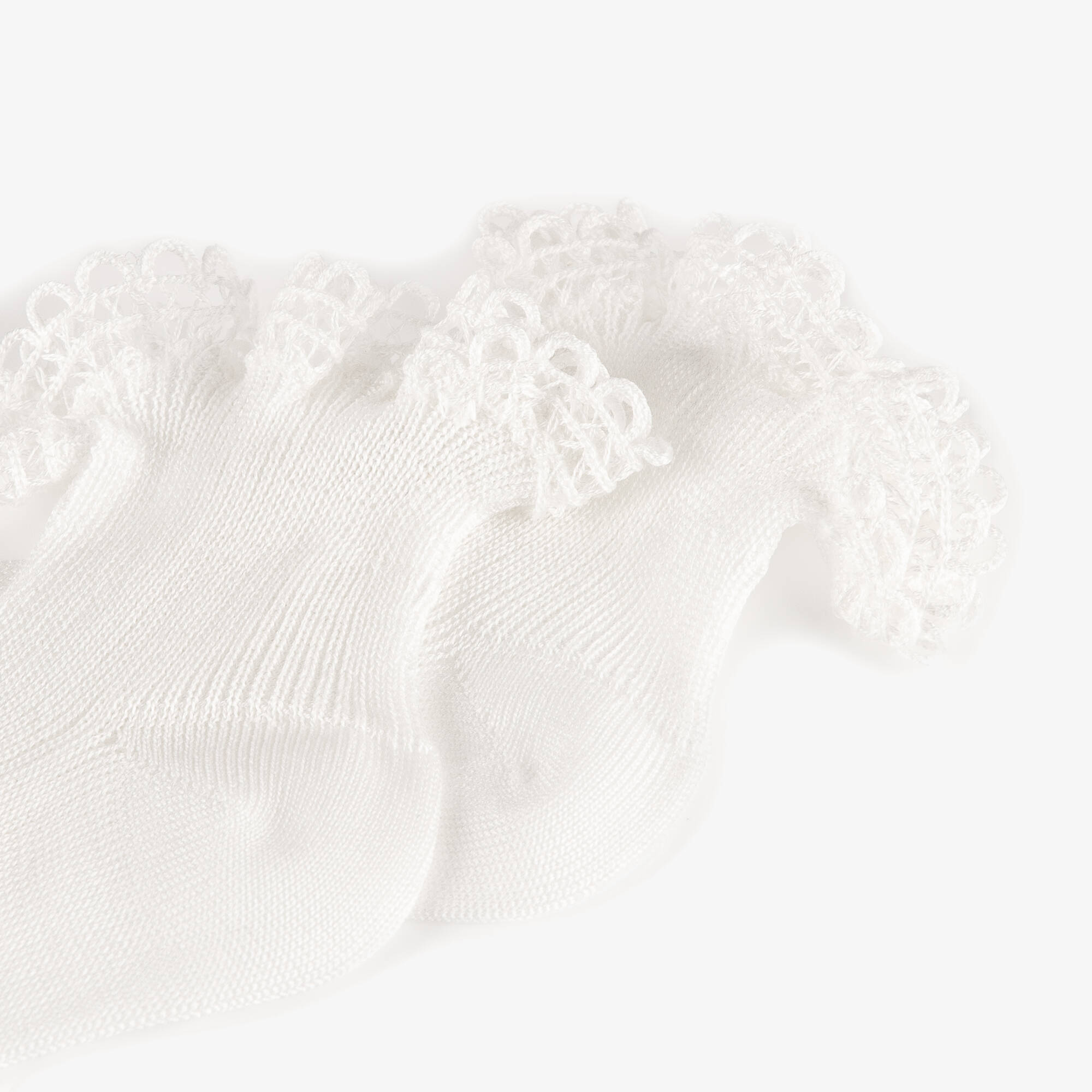 Story Loris - Ivory Lace Cotton Baby Socks | Childrensalon